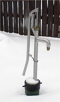 Water Without Electricity - The Frost-Free Bison Hand Pump