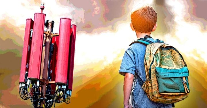 Bad Cell Tower Deals Made with ‘Literally Hundreds’ of Schools